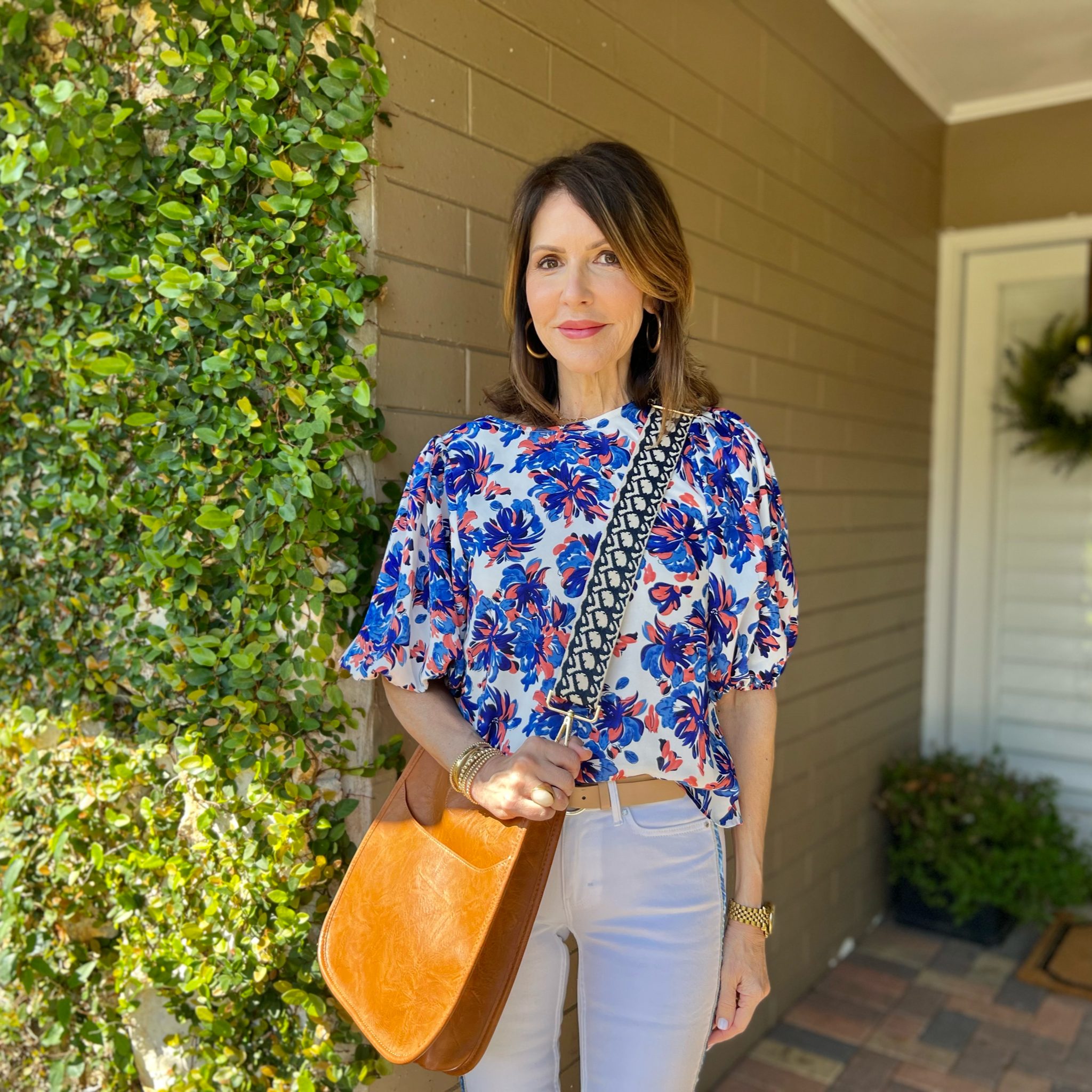 Social Threads - 50 Shades of Style